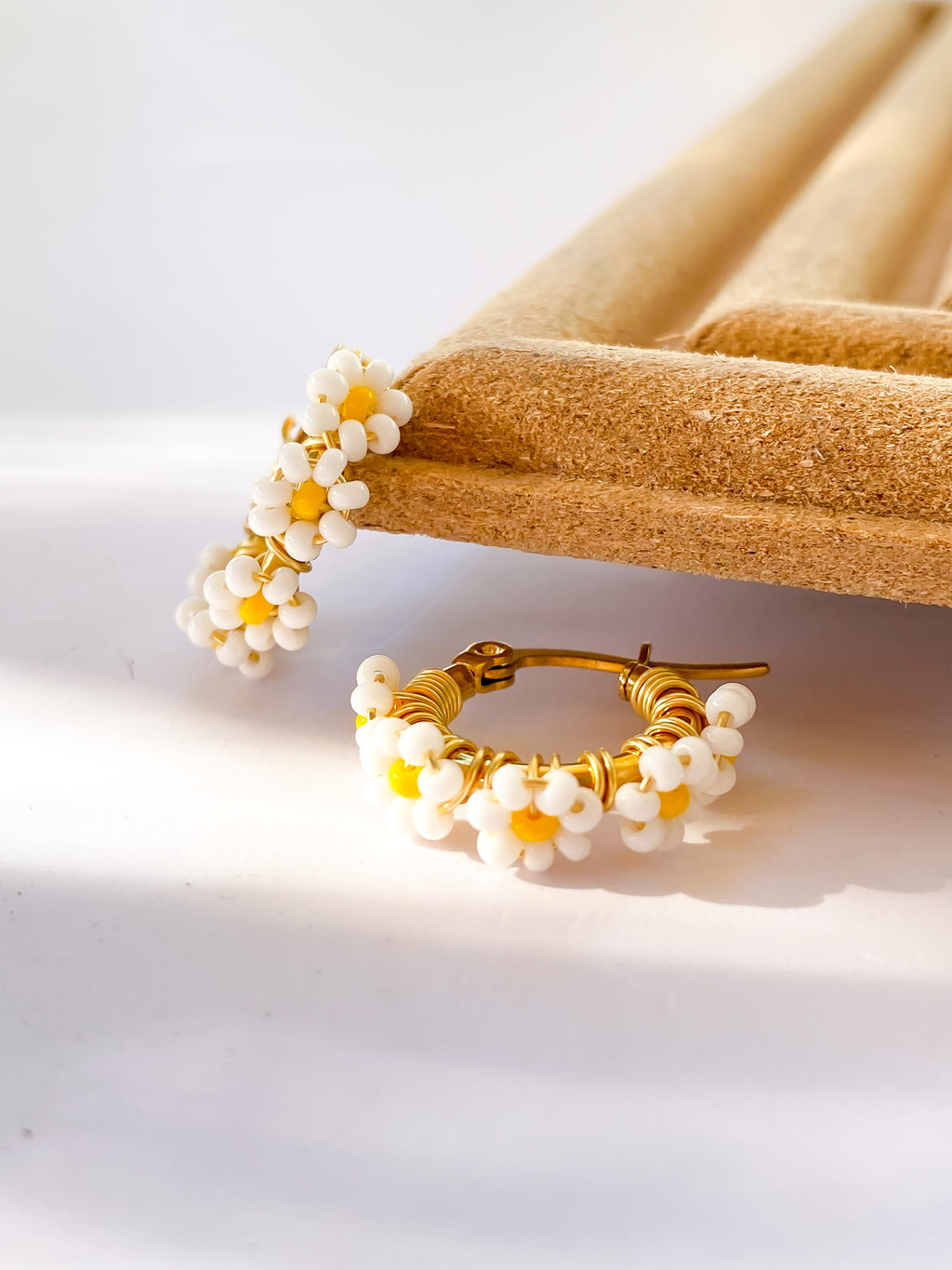Arracadas de flores mini - Margaritas – Stephanie Erbe